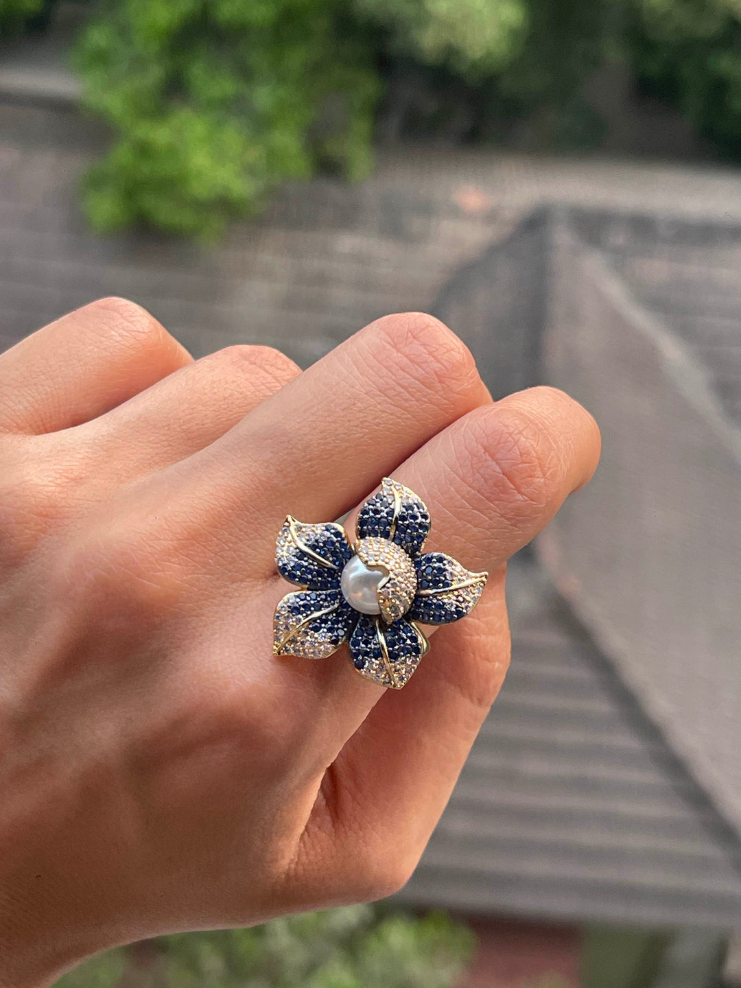The Flower Power Ring – The Jewel Factor